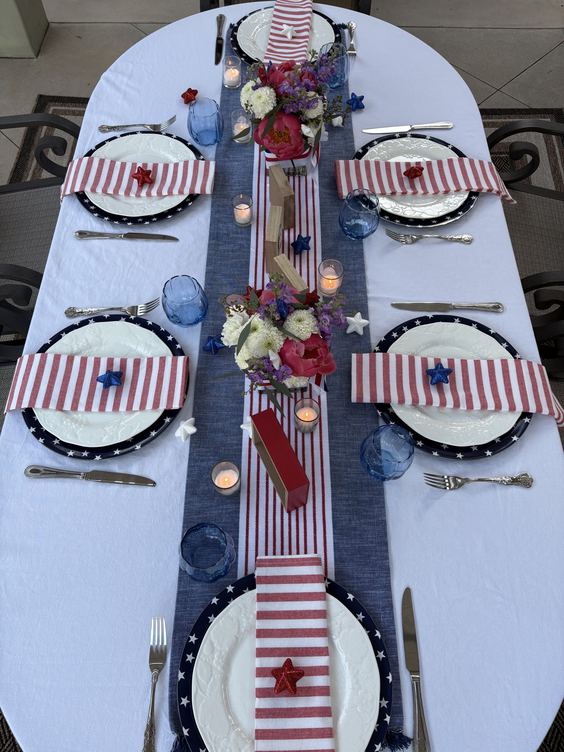 4th of July Tablescape | Fun with Fun-Size