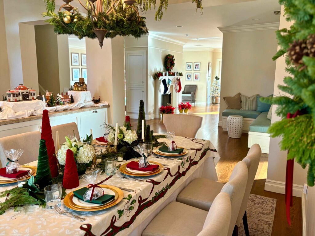 Traditional Christmas Tablescape: A Table Filled With Holiday Magic ...